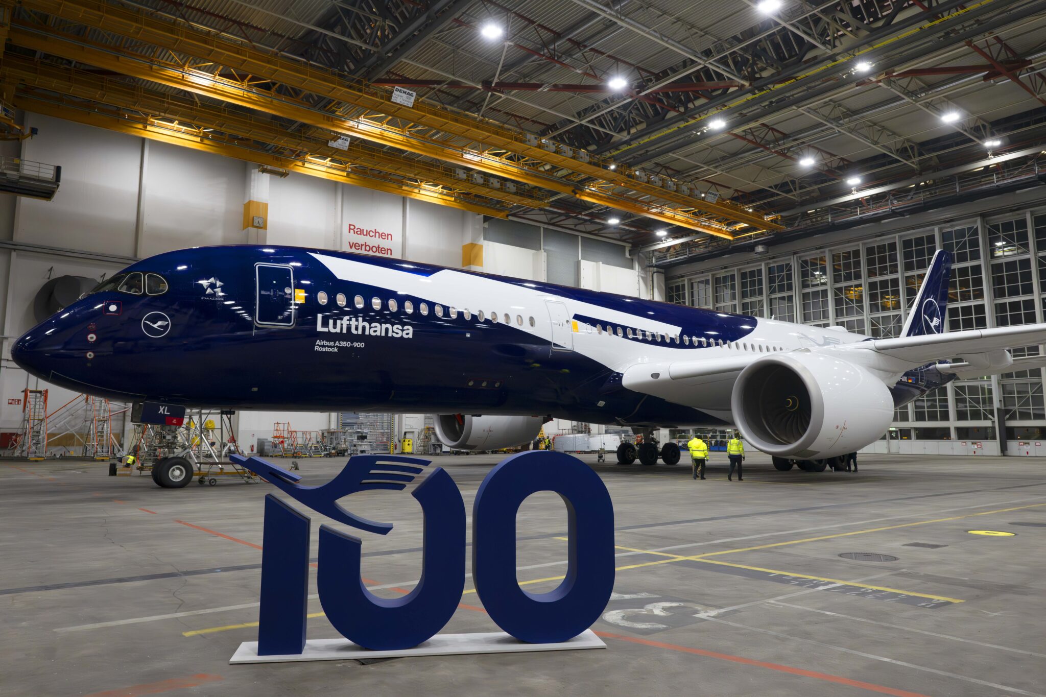 Lufthansa Unveils Aircraft in Historic Parable Design - Safari India
